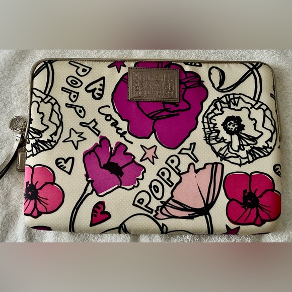 Coach | Accessories | Coach Poppy Floral Laptop Case | Poshmark